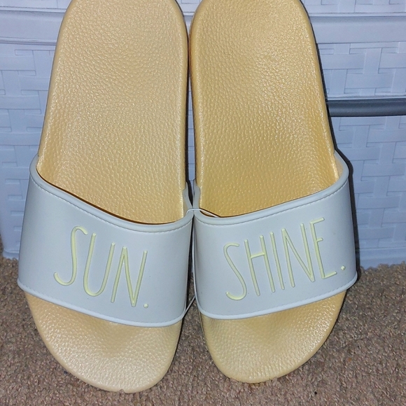 Rae Dunn | Shoes | Rae Dunn Beach Sandals | Poshmark